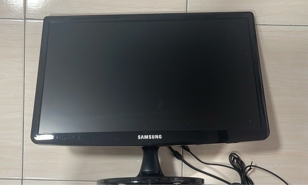 20 INCH LED flatscreen monitor, Computers & Tech, Parts & Accessories ...