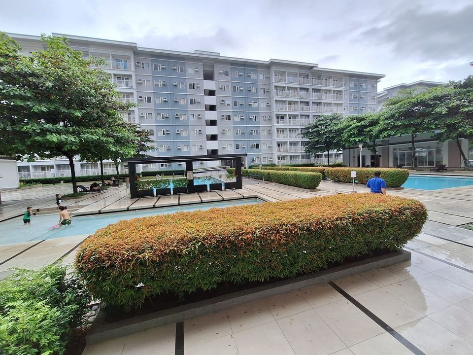 Staycation Trees Residence Airbnb and Booking Quezon City Area 1499 ...