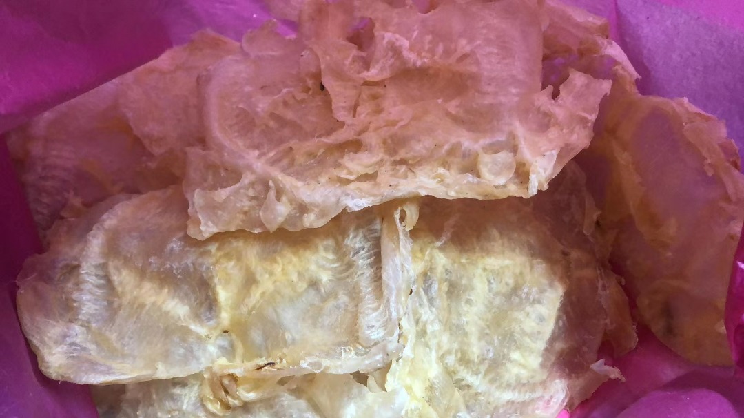Authentic Fish Maw 魚鰾 花膠 Gelembung Perut Ikan, Food & Drinks, Other ...