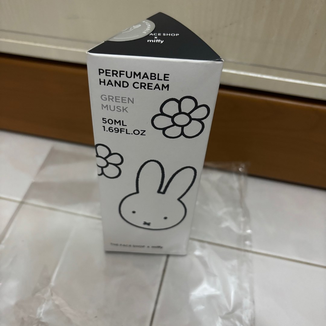 BNIB THE FACE SHOP x miffy Perfumable Hand Cream (Green Musk), Beauty ...
