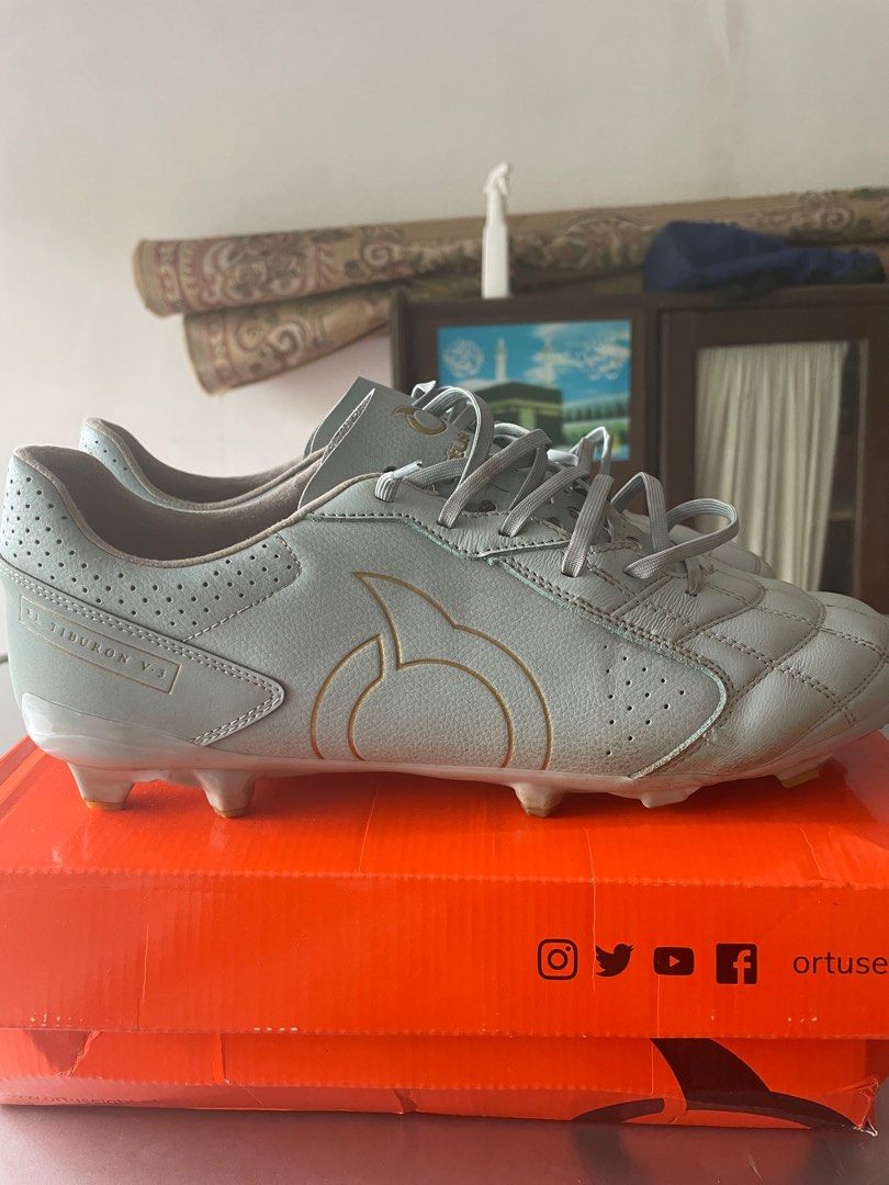 Boot bola ortuseight El Tiburon V3 FG Cloud Blue, Women's Fashion ...