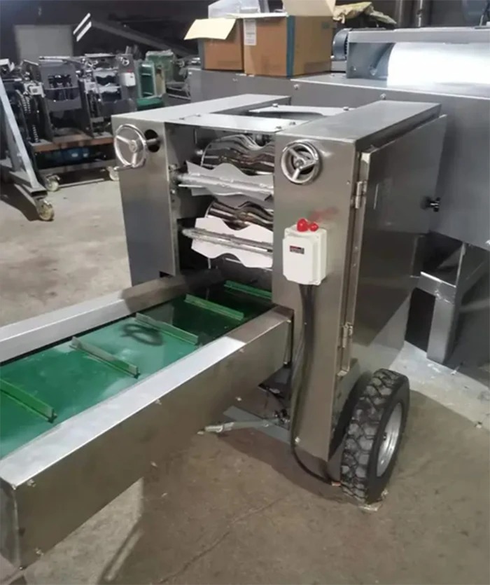 Dehusking Remover Peeling Old Dry Coconut Husk Fiber Machine ...