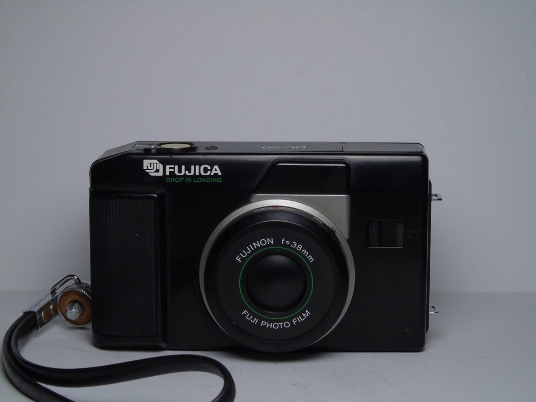 Fujica DL-20 Film Camera, Photography, Cameras on Carousell