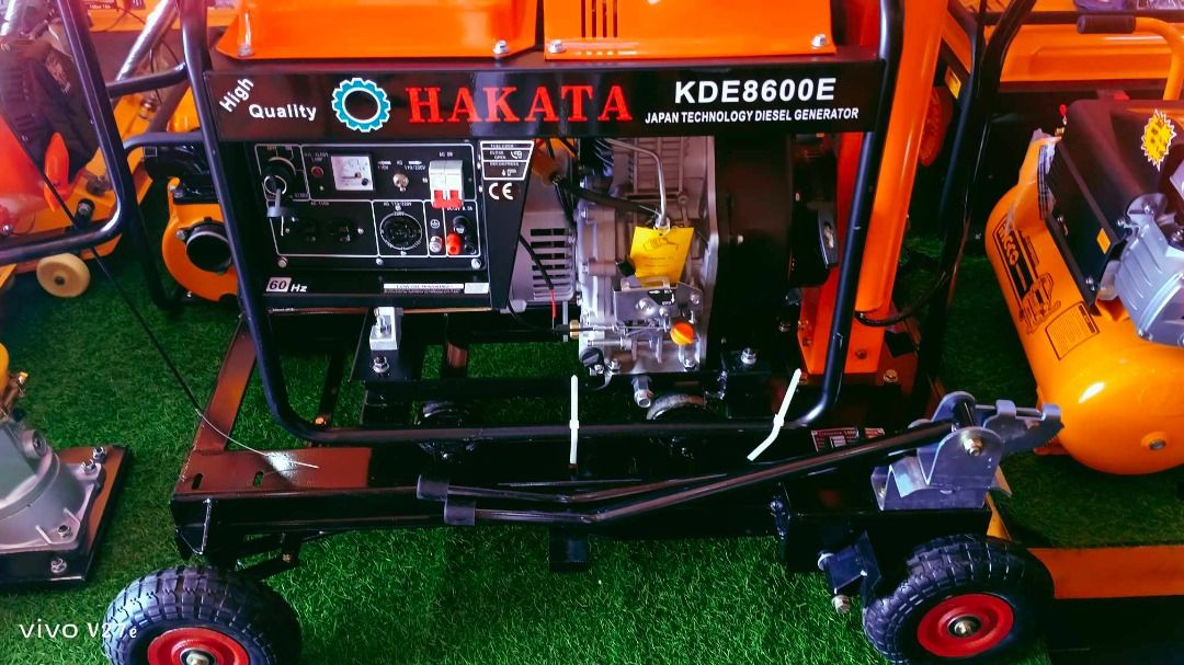 HAKATA JAPAN LED TOWER LIGHT WITH HAKATA JAPAN DIESEL GENERATOR OPEN ...