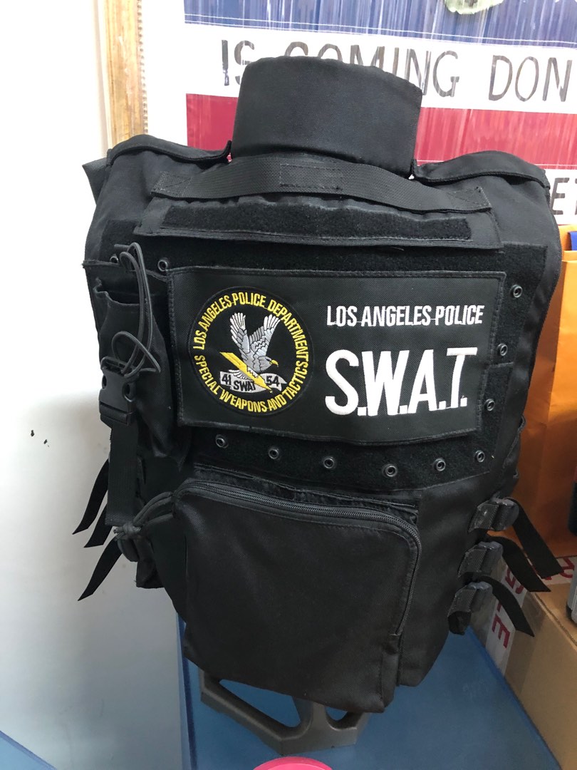 LAPD SWAT Team Tactical Vest, Hobbies & Toys, Memorabilia ...
