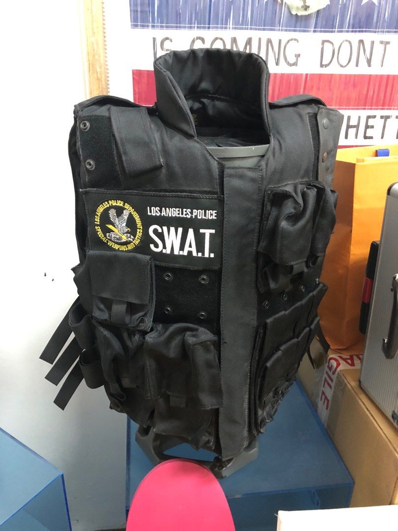 LAPD SWAT Team Tactical Vest, Hobbies & Toys, Memorabilia ...