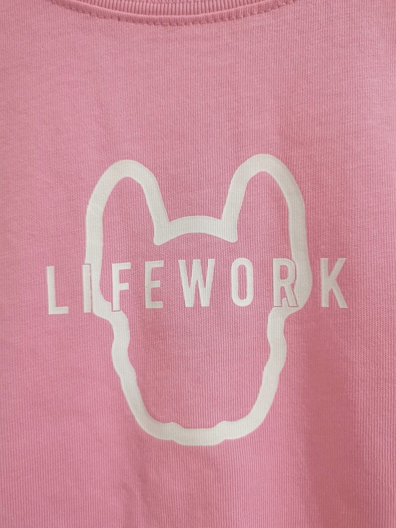 Lifework Hideaway figure crop top on Carousell