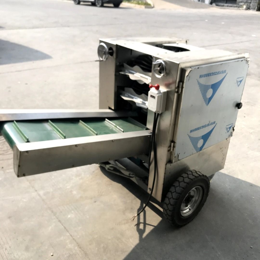 Manual Coconut Dehusking Machine Farm Green Coconut Husk Peeling ...