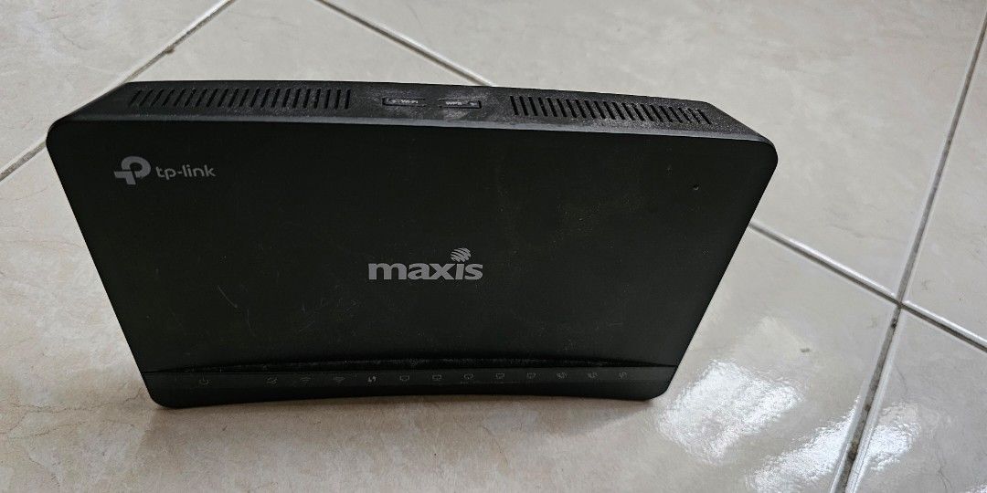 Maxis Router, Computers & Tech, Parts & Accessories, Networking on Carousell