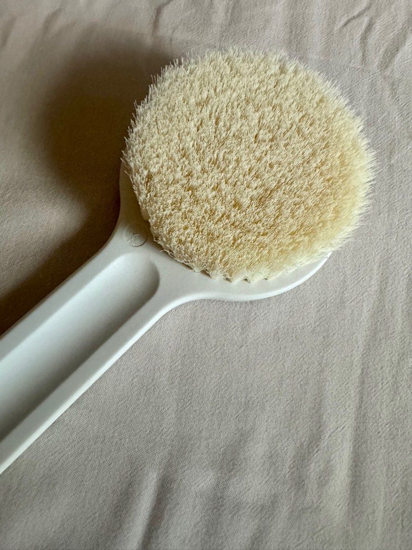 Muji body brush, Beauty & Personal Care, Bath & Body, Bath on Carousell