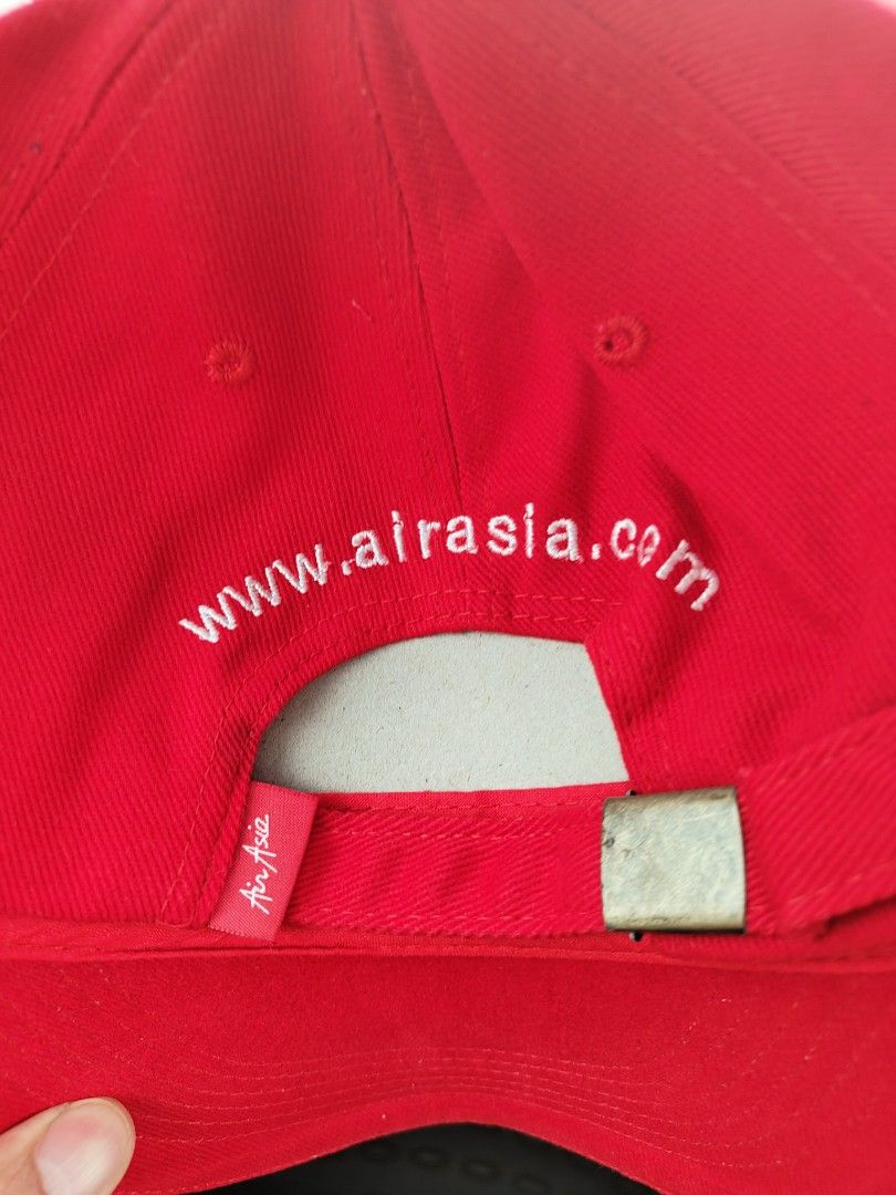 Rare AirAsia Classic 1st Gen Red Cap Topi Air Asia Merah, Men's Fashion ...