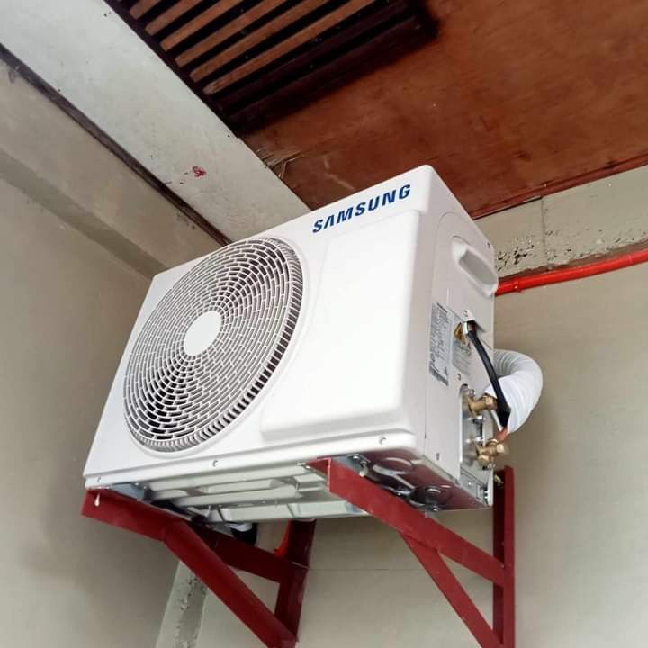 Samsung split type inverter Aircon with free installation brand new ...