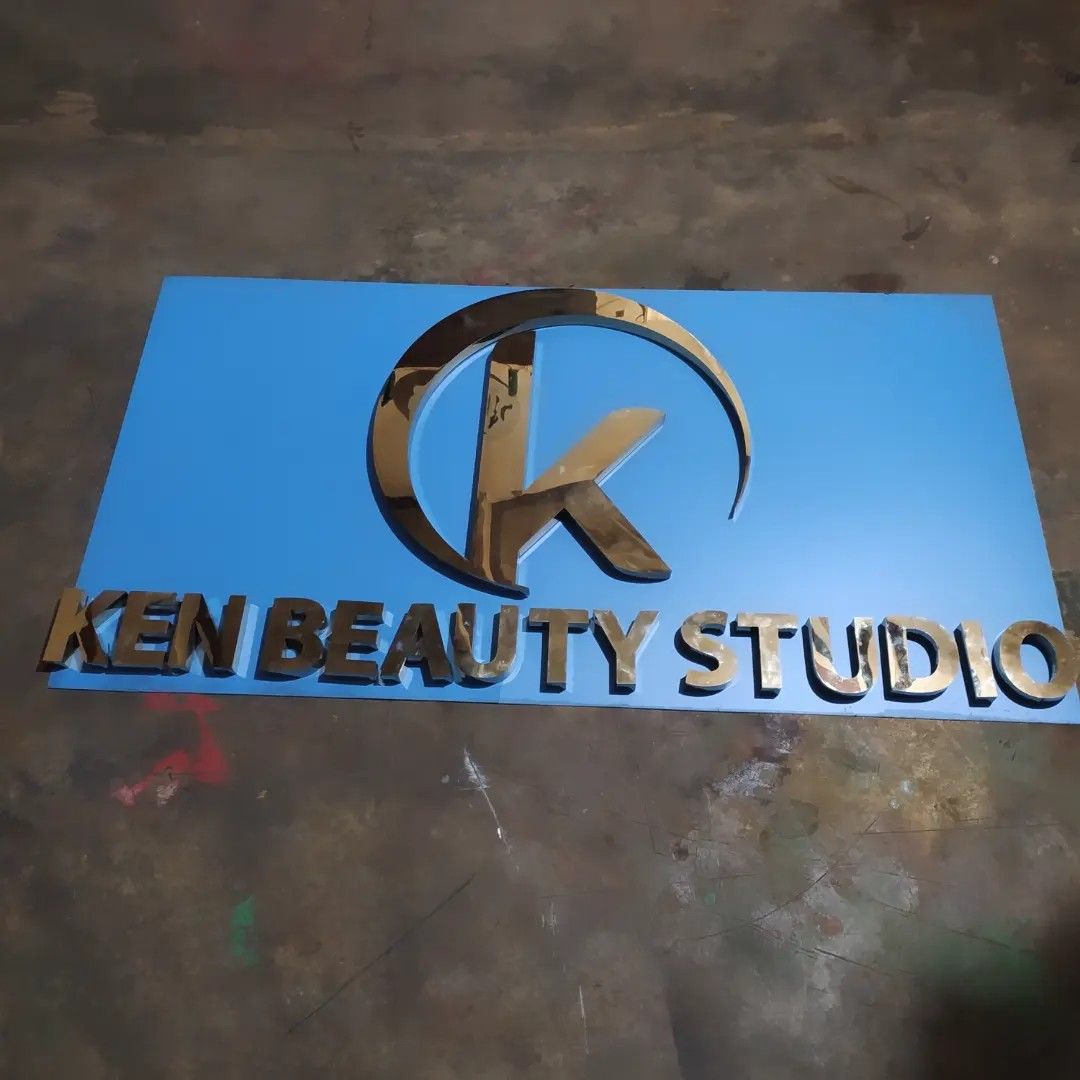 Signage Huruf Timbul stainless gold miror, Desain & Kerajinan Tangan ...