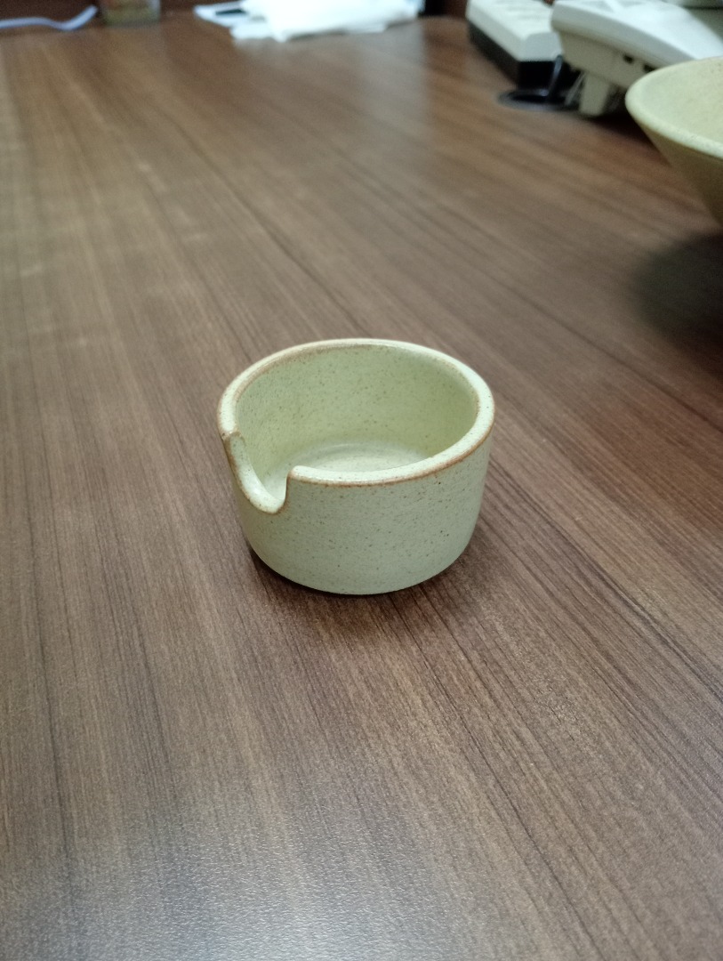 Tempat Garam dan Merica Keramik Jepang / Wadah Bumbu, Garam , Merica ...