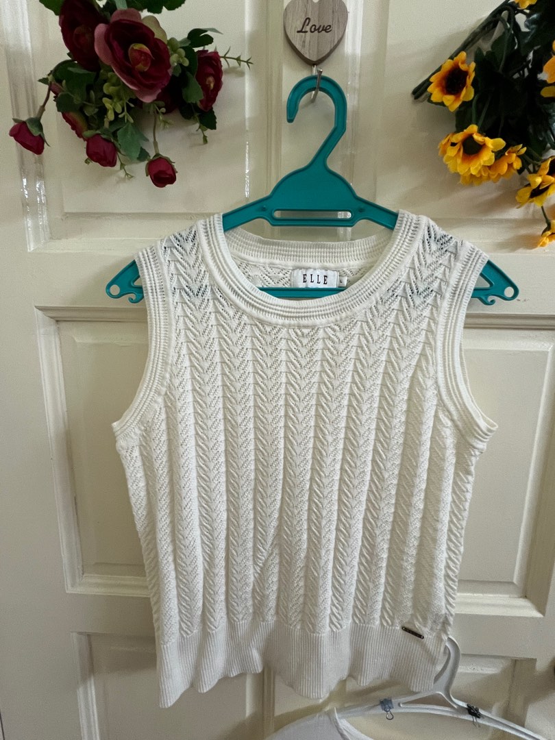 ELLE White Knit Vest , Women's Fashion, Tops, Sleeveless on Carousell