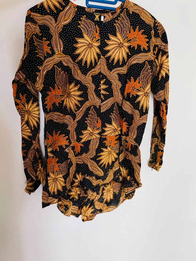 Yasmin Azhar Batik Kurung, Women's Fashion, Muslimah Fashion, Baju ...