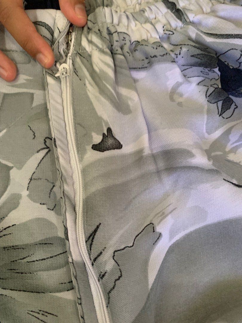 Baju Kurung Custom Kain Mahal, Women's Fashion, Muslimah Fashion, Baju ...