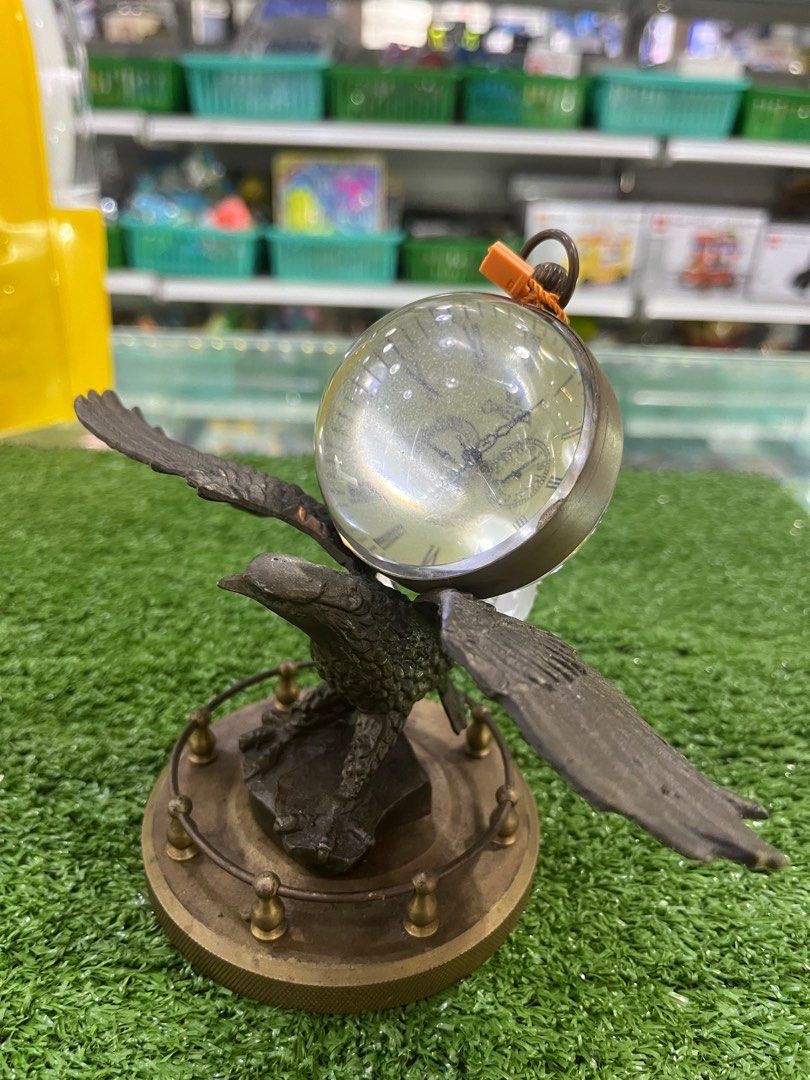 CLOCK EAGLE LOGO OMEGA, Hobbies & Toys, Collectibles & Memorabilia ...