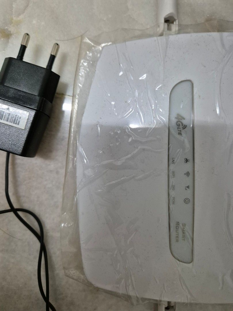 CPE C300 4G LTE smart router, Computers & Tech, Parts & Accessories ...