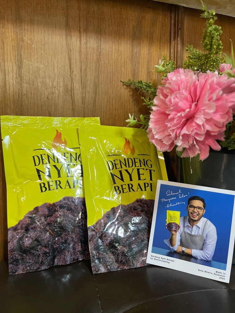 Dendeng Nyet Berapi Khairul Aming, Food & Drinks, Packaged & Instant ...