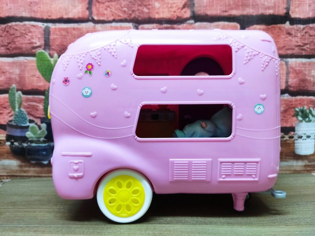 Doll camper Van playset..., Hobbies & Toys, Toys & Games on Carousell
