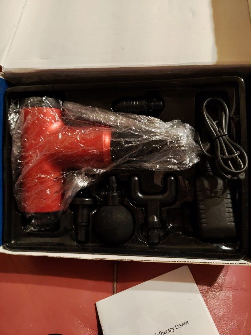 FASCIAL GUN 筋膜槍(9成新)4頭六速變頻, 電視及其他電器 , 其他家庭電器在旋轉拍賣