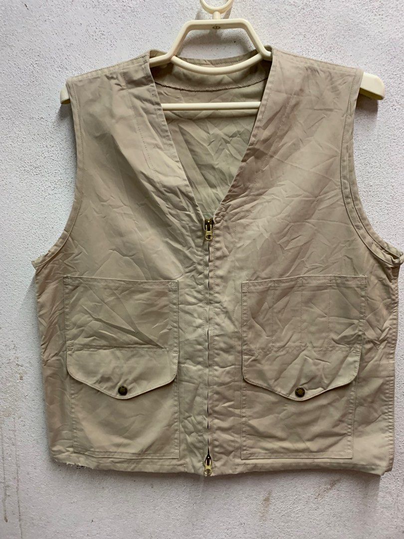 Filson Garment vest, Men's Fashion, Tops & Sets, Vests on Carousell