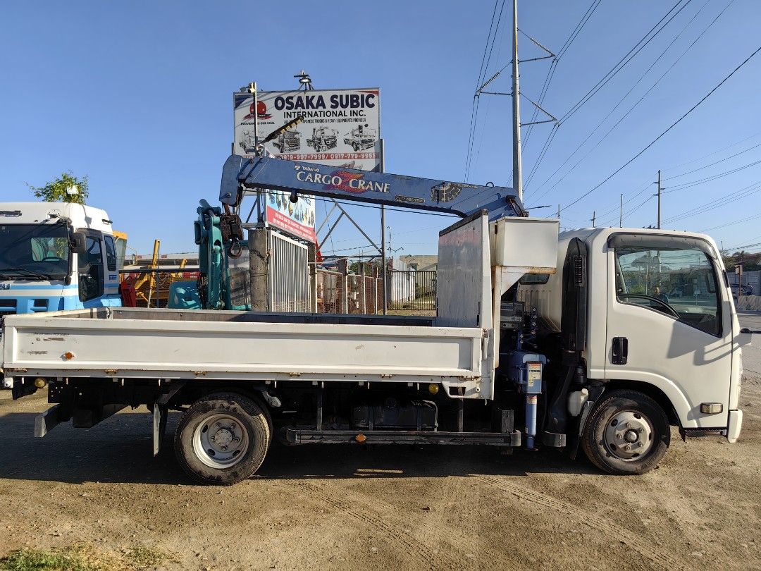 Isuzu elf boom truck new from japan, Special Vehicles, Heavy Vehicles ...
