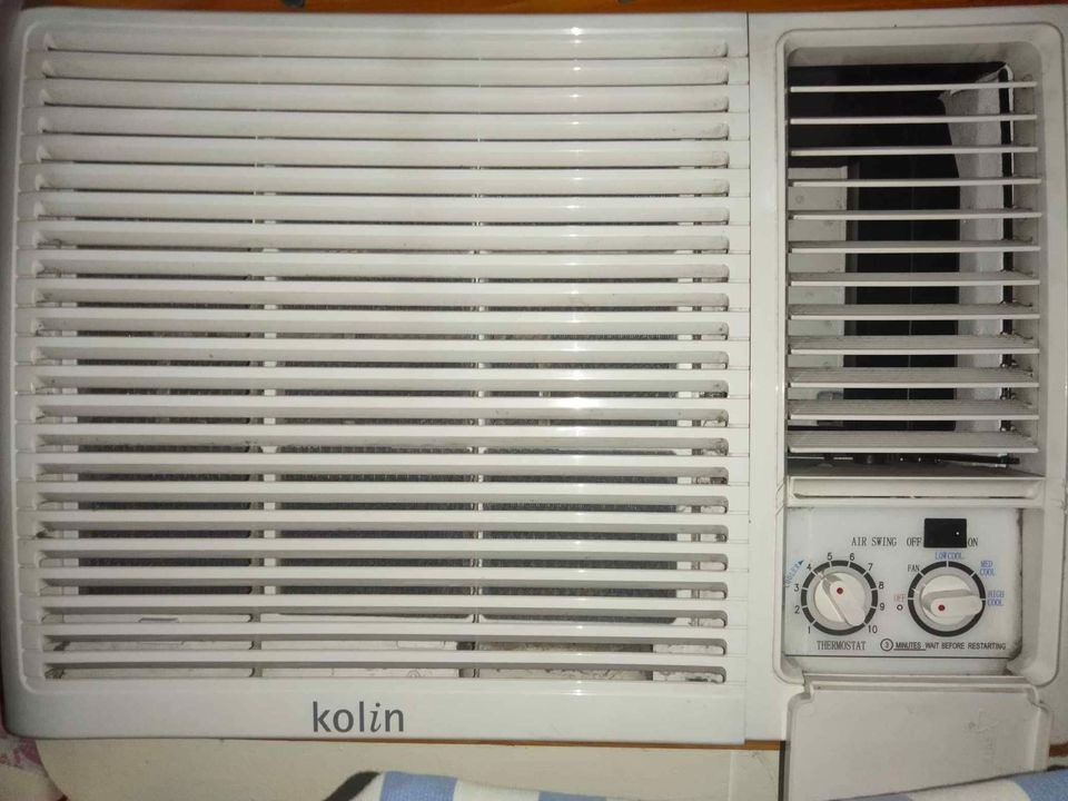 Kolin Window Type Aircon, TV & Home Appliances, Air Conditioning and ...