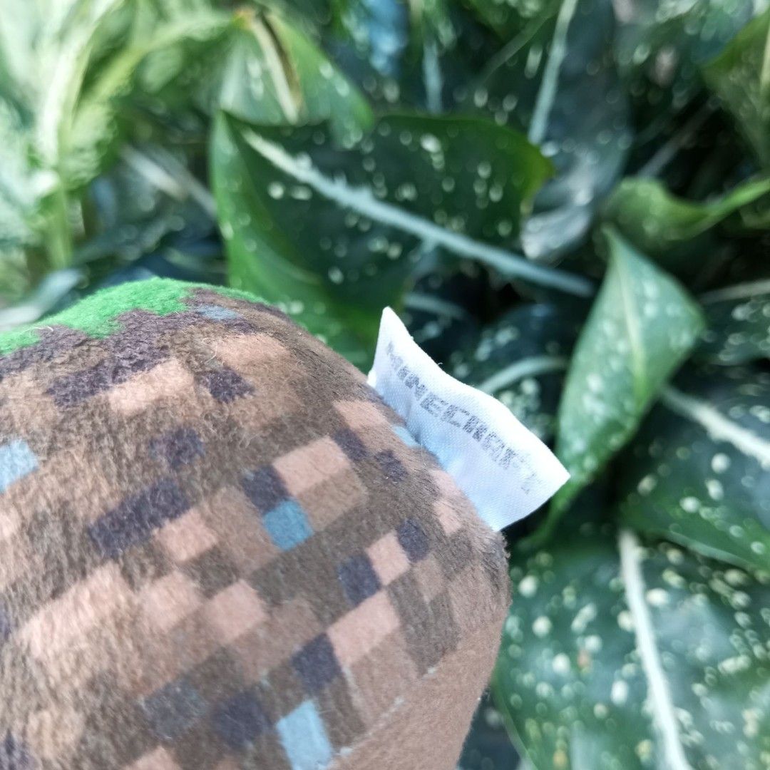 MINECRAFT Grass Block Mascot Plush Ball Chain, Hobbies & Toys, Toys ...