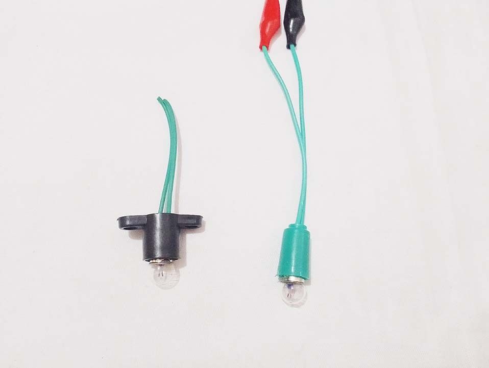 MINI BULB HOLDER + FLASHLIGHT BULB 2.5V E-10 PLASTIC SOCKET with WIRE ...