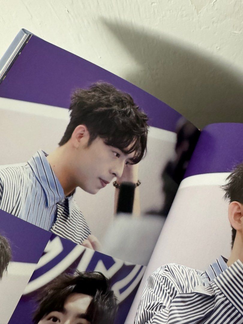 Mirror Edan Lui 呂爵安 Photobook 寫真集‼️ , 興趣及遊戲, 收藏品及紀念品, 明星周邊 - Carousell