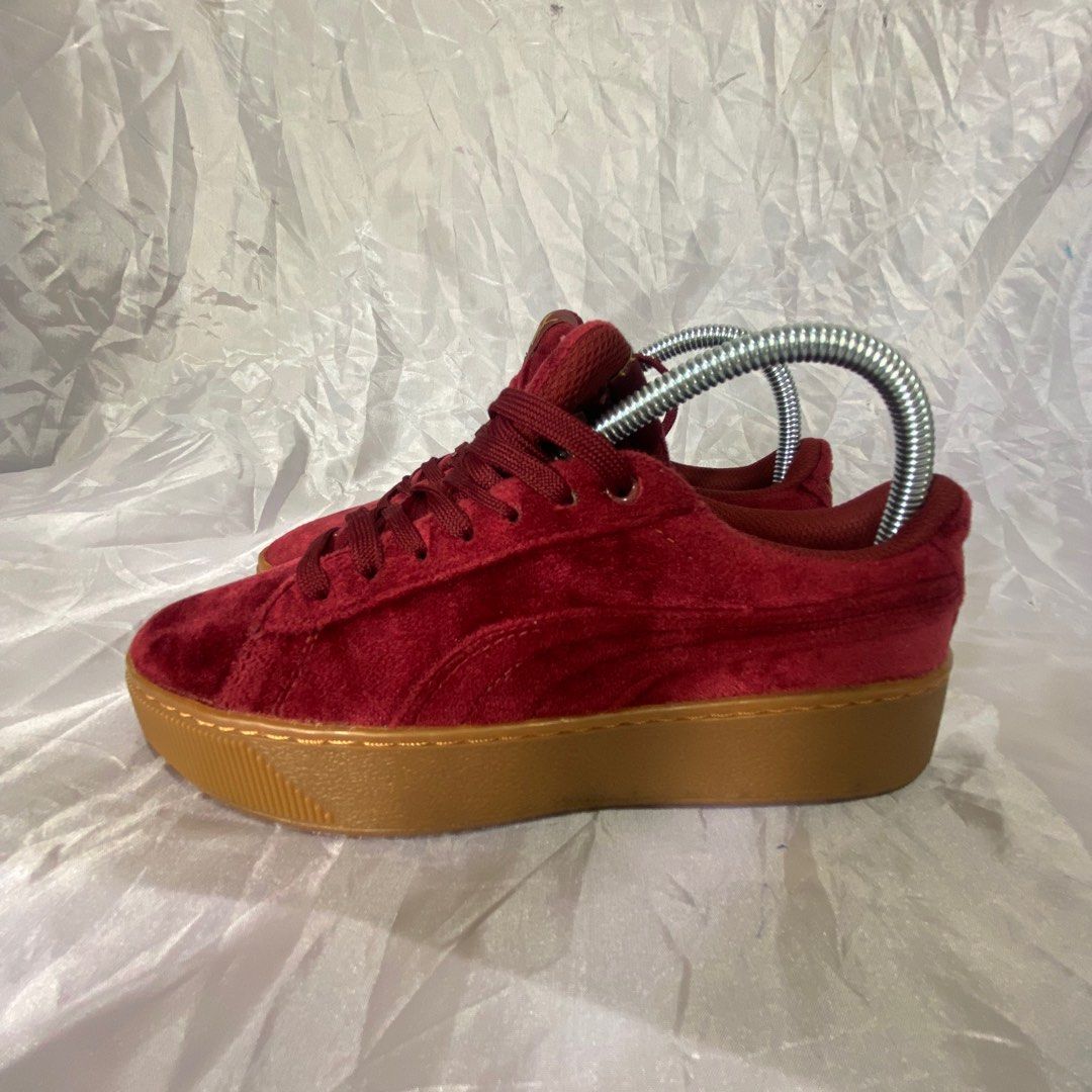 Sepatu puma women maroon size 36, Fesyen Wanita, Sepatu di Carousell
