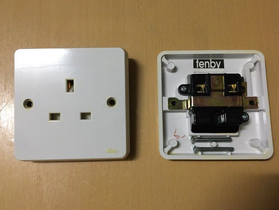 Tenby 13A 蘇板 13A Socket , 家庭電器, 轉插器及插頭 - Carousell
