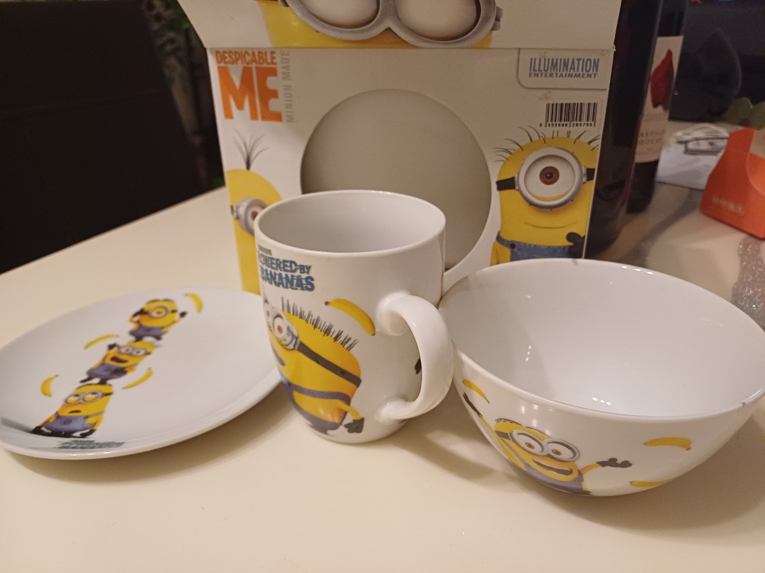 Universal Despicable Me Minions Breakfast Set Collection, Furniture ...