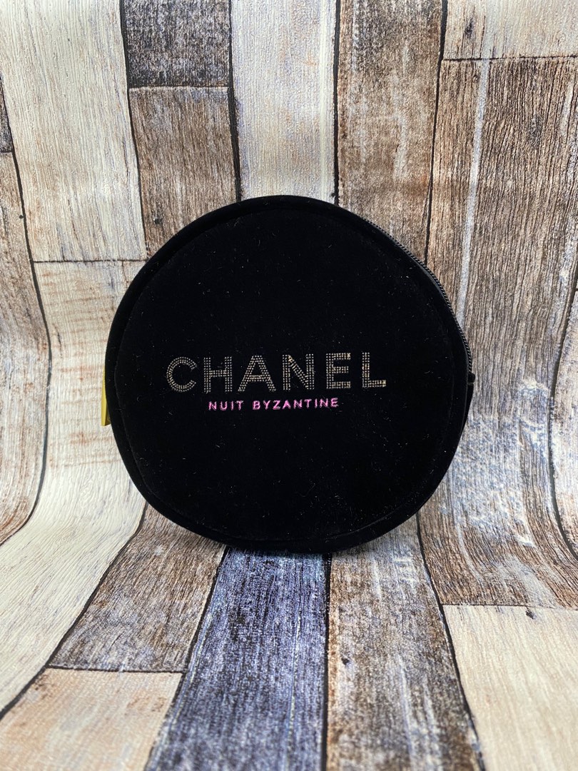 dompet chanel, Fesyen Wanita, Tas & Dompet di Carousell