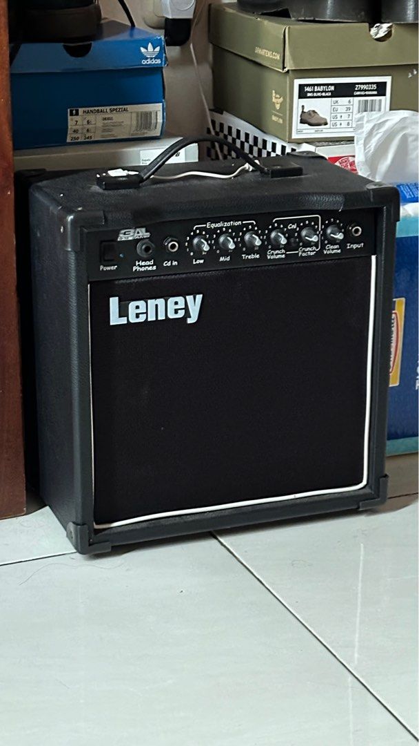 Epiphone SG Custom Shop + Leney Amplifiers, Musik & Media, Alat di ...