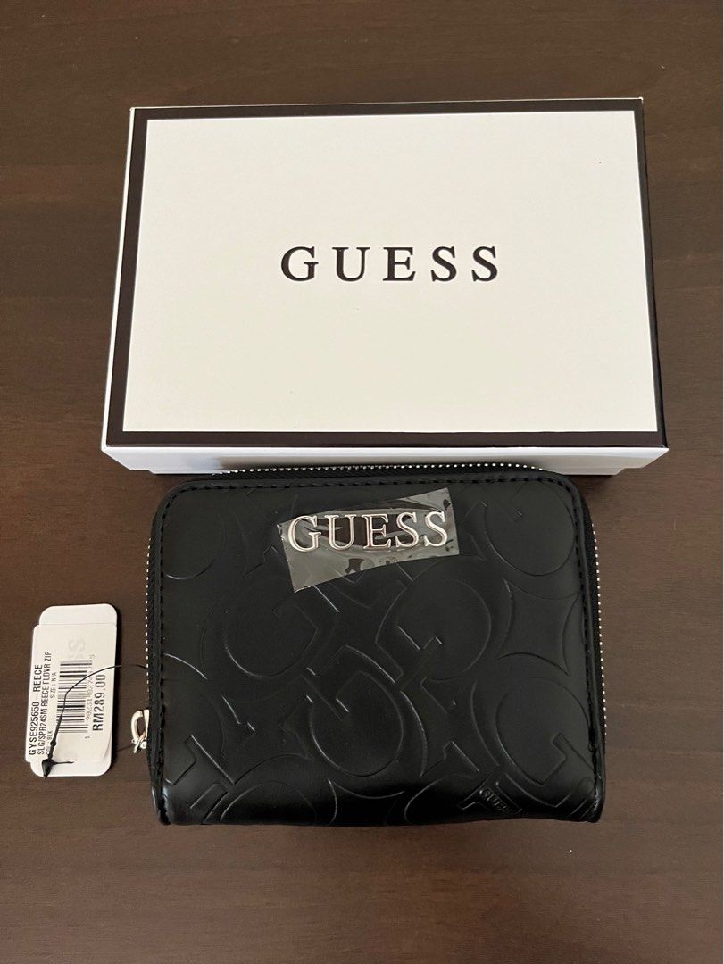 Guess wallet, Women's Fashion, Bags & Wallets, Wallets & Card holders ...