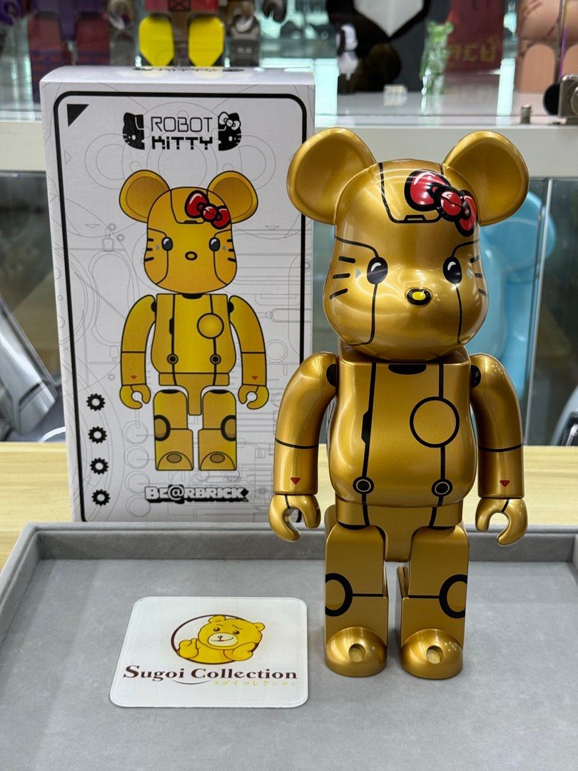gold bearbrick