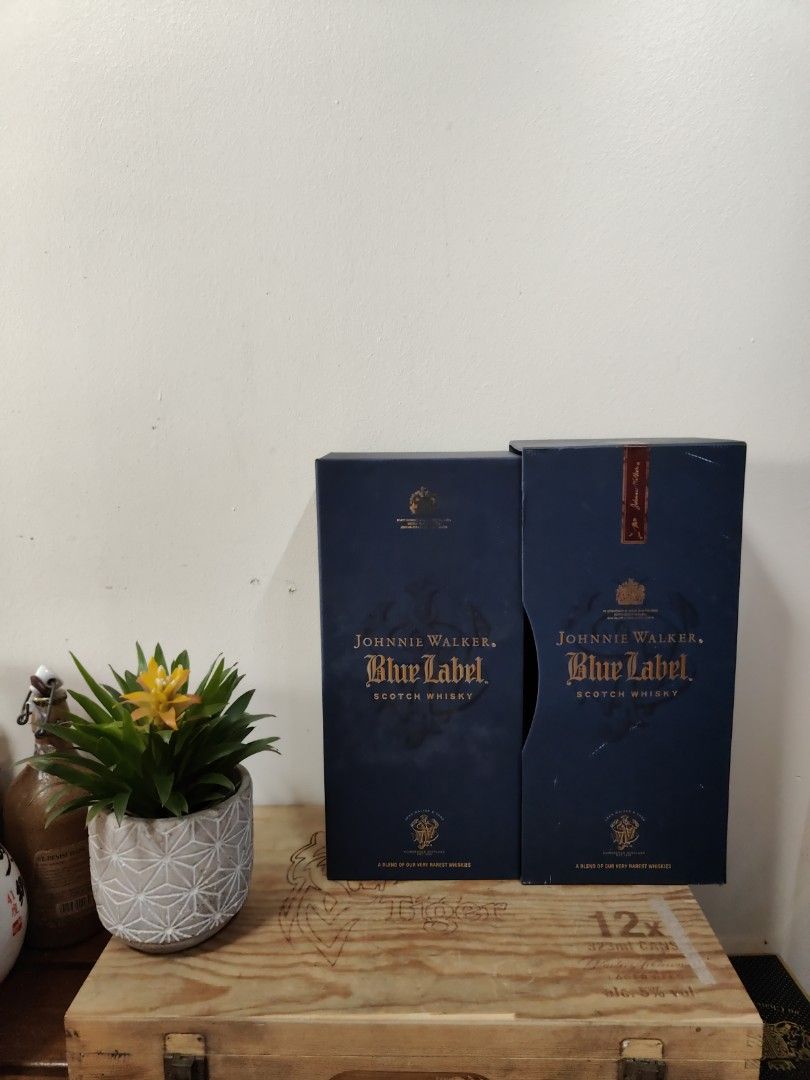 Johnnie Walker Blue Label 1 LITER with the bottle number, Food & Drinks ...