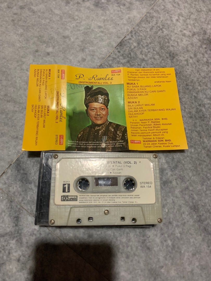 Kaset p ramlee, Hobbies & Toys, Music & Media, CDs & DVDs on Carousell