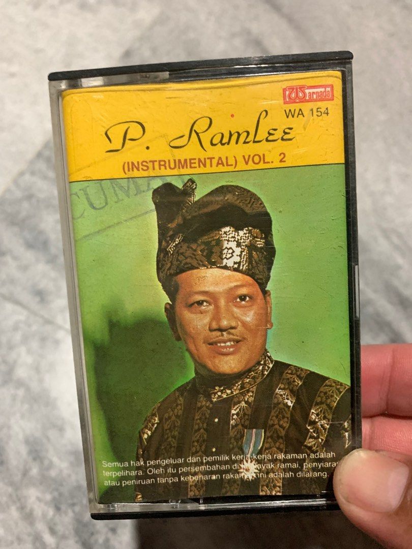 Kaset p ramlee, Hobbies & Toys, Music & Media, CDs & DVDs on Carousell
