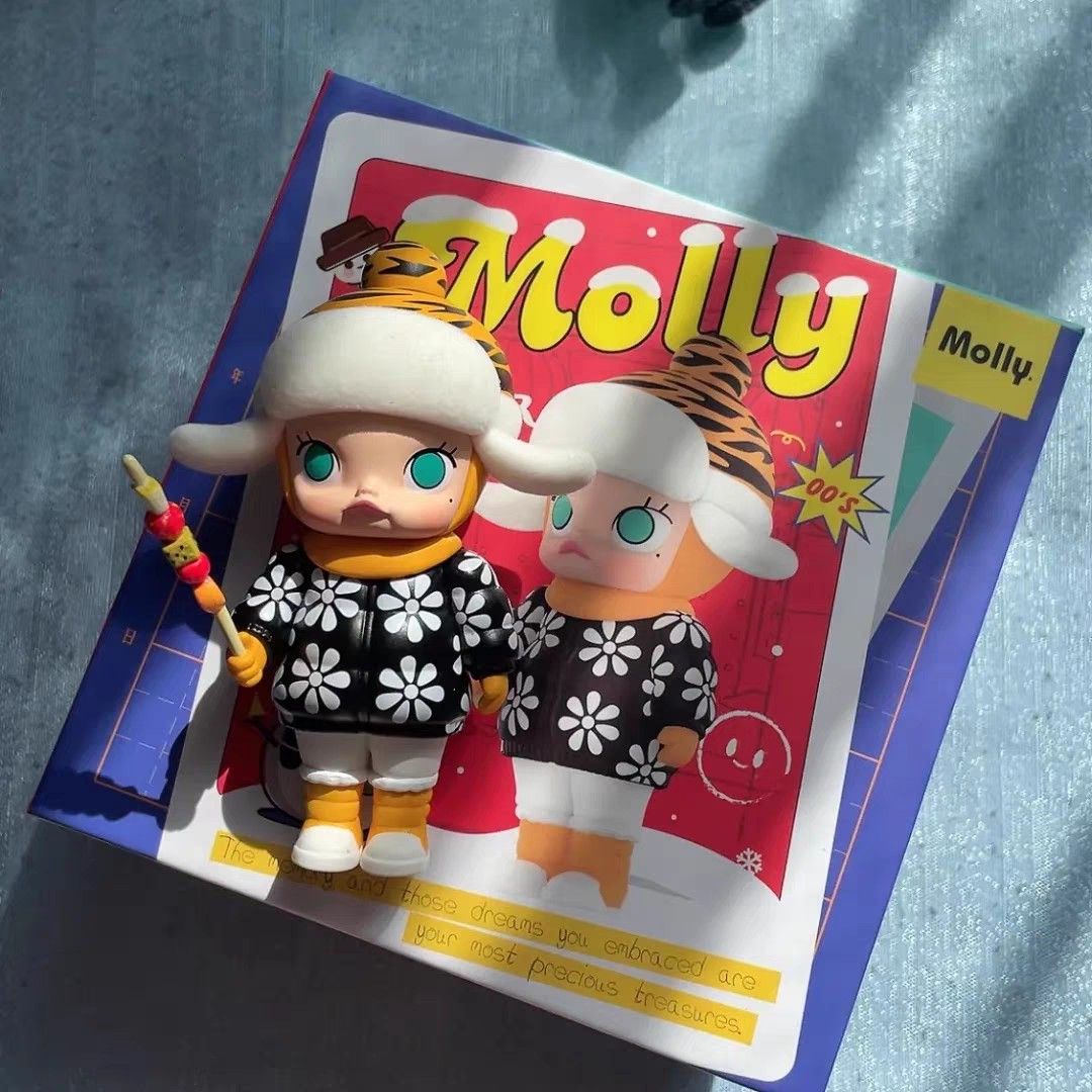 [LIMITED EDITION! POPMART] LIMITED EDITION POPMART MOLLY WINTER DIARIES ...