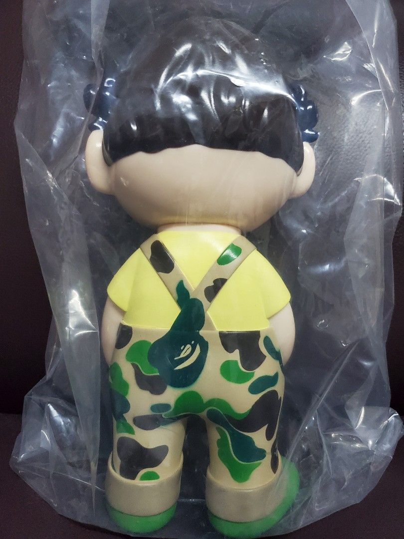 medicom toy 不二家 牛奶妹 X BAPE 限定 sofubi sofvi 搪膠, 興趣及遊戲, 玩具 & 遊戲類 - Carousell