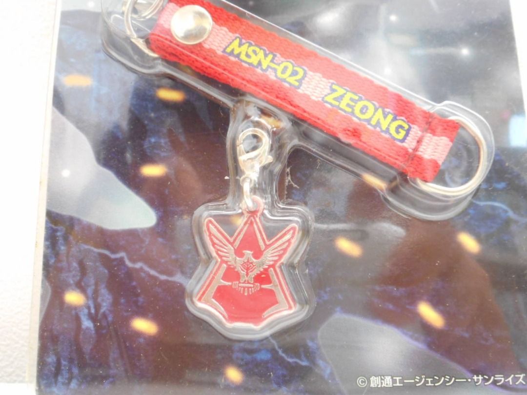 MSN-02 Zeong Figure & Char Aznable Emblem Charm Strap [RX-78-2 Gundam ...