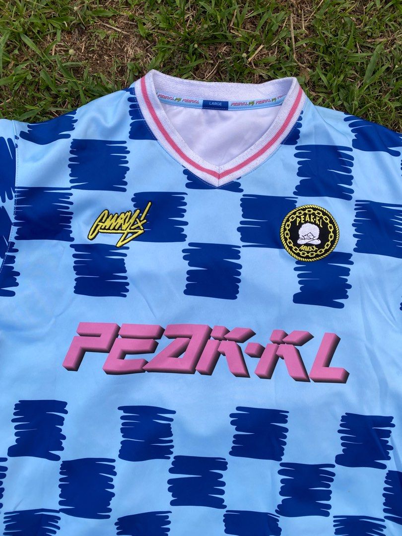 Peak kl x gawky, Men's Fashion, Activewear on Carousell