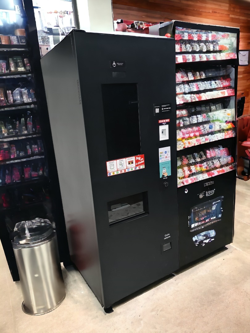 TCN Coffee Vending Machine, TV & Home Appliances, Kitchen Appliances ...