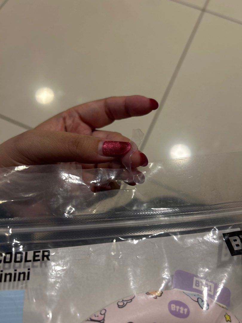 BT21 minini Neck Cooler Line Friends BTS, Hobbies & Toys, Collectibles ...