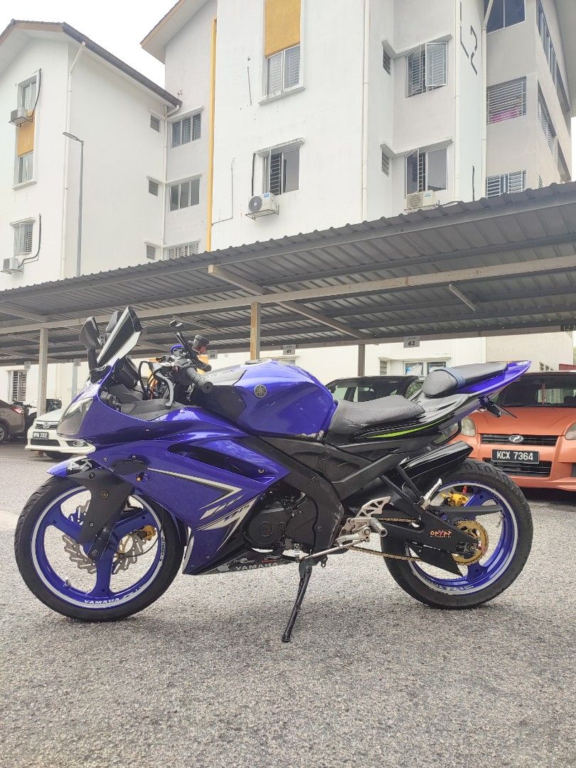 Fz150i Convert R15 V1 & V2, Motorbikes on Carousell