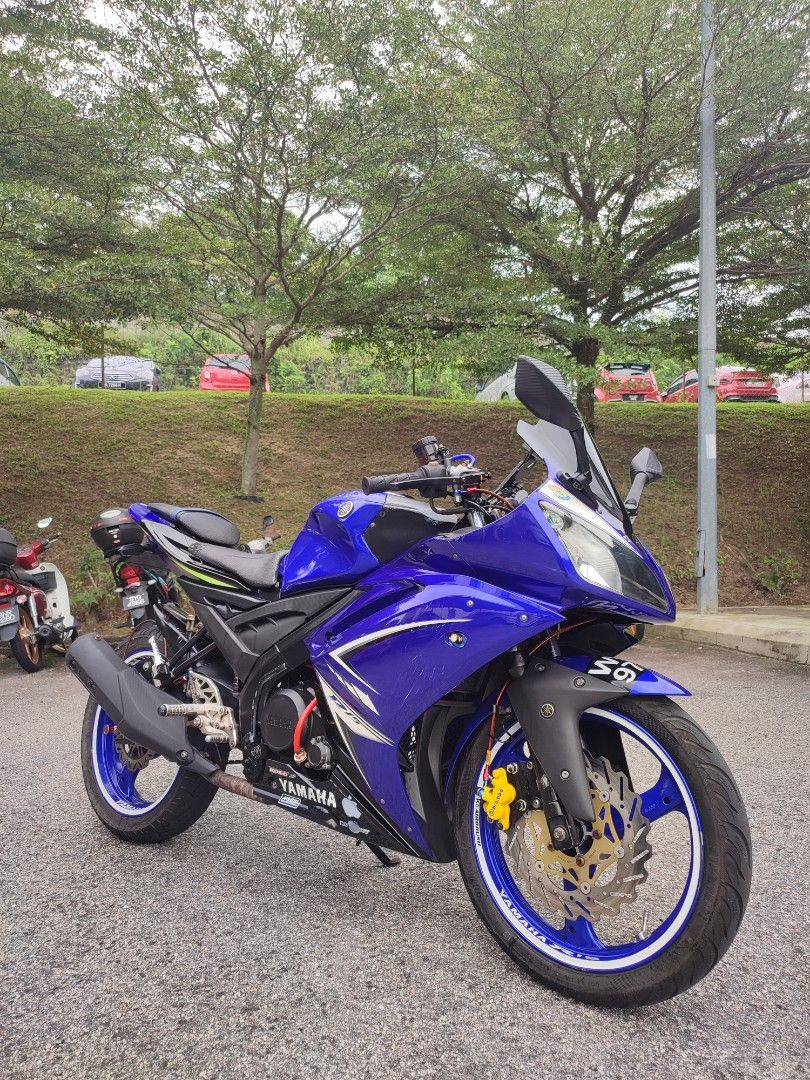 Fz150i Convert R15 V1 & V2, Motorbikes on Carousell